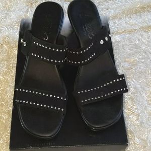 Onex | Shoes | Beautiful Onex Rhinestone Sandals Sz | Poshmark